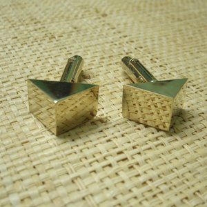 Shields | Accessories | Vintage Shields Gold 3d Triangle Cufflinks ...